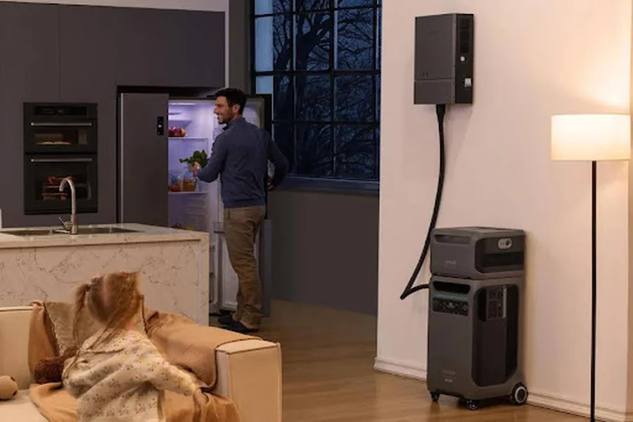 How Does a Home Battery Backup Handle Peak Power Loads?
